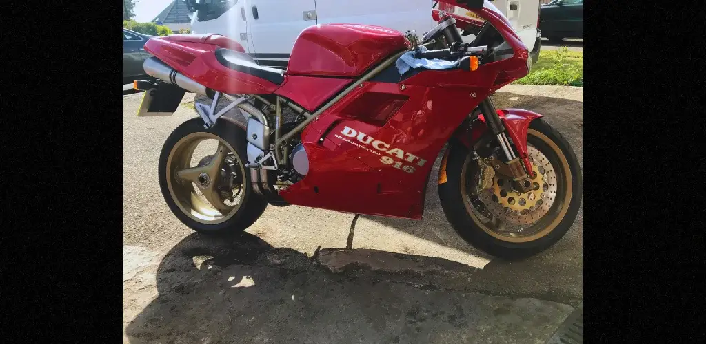 DUCATI 916 STRADA - Road Track Trials